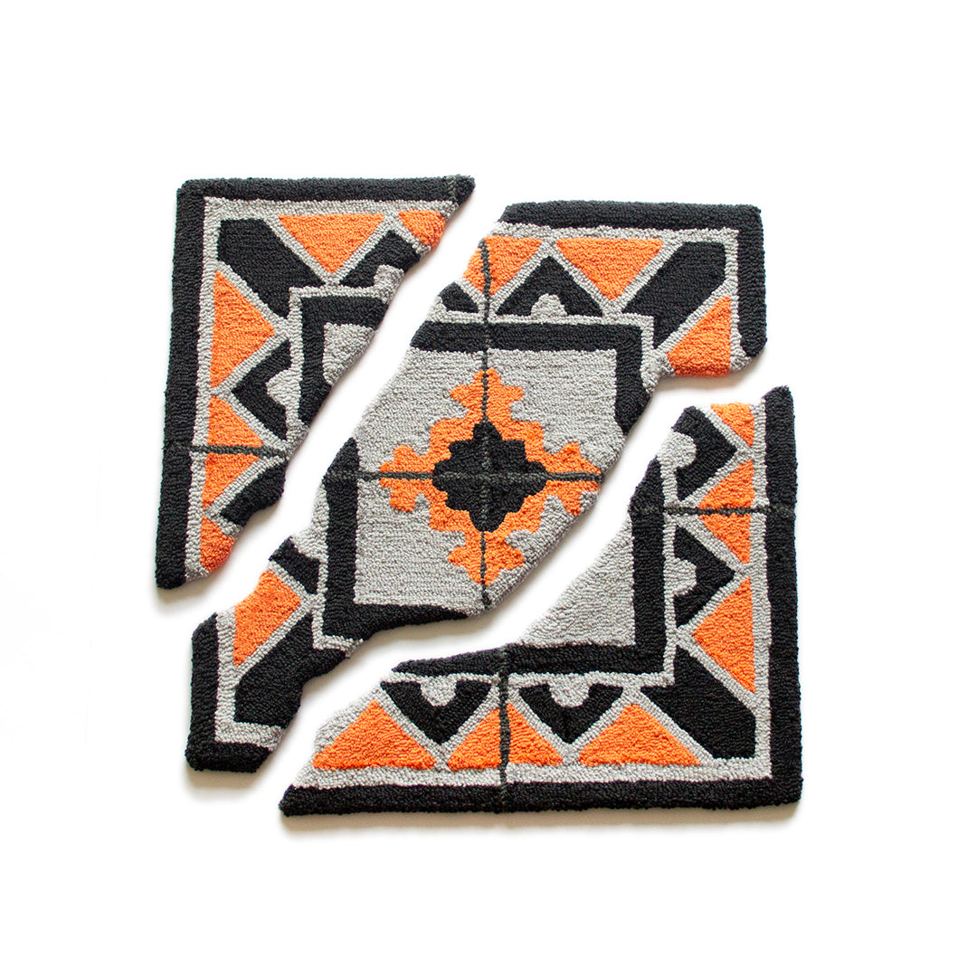 'Simple Fracture' Rug – Studio Yarnatak
