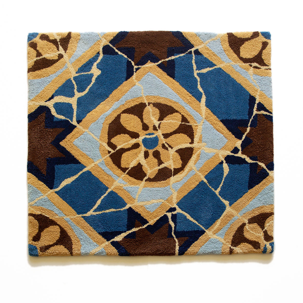 'Complex Fracture' Rug – Studio Yarnatak